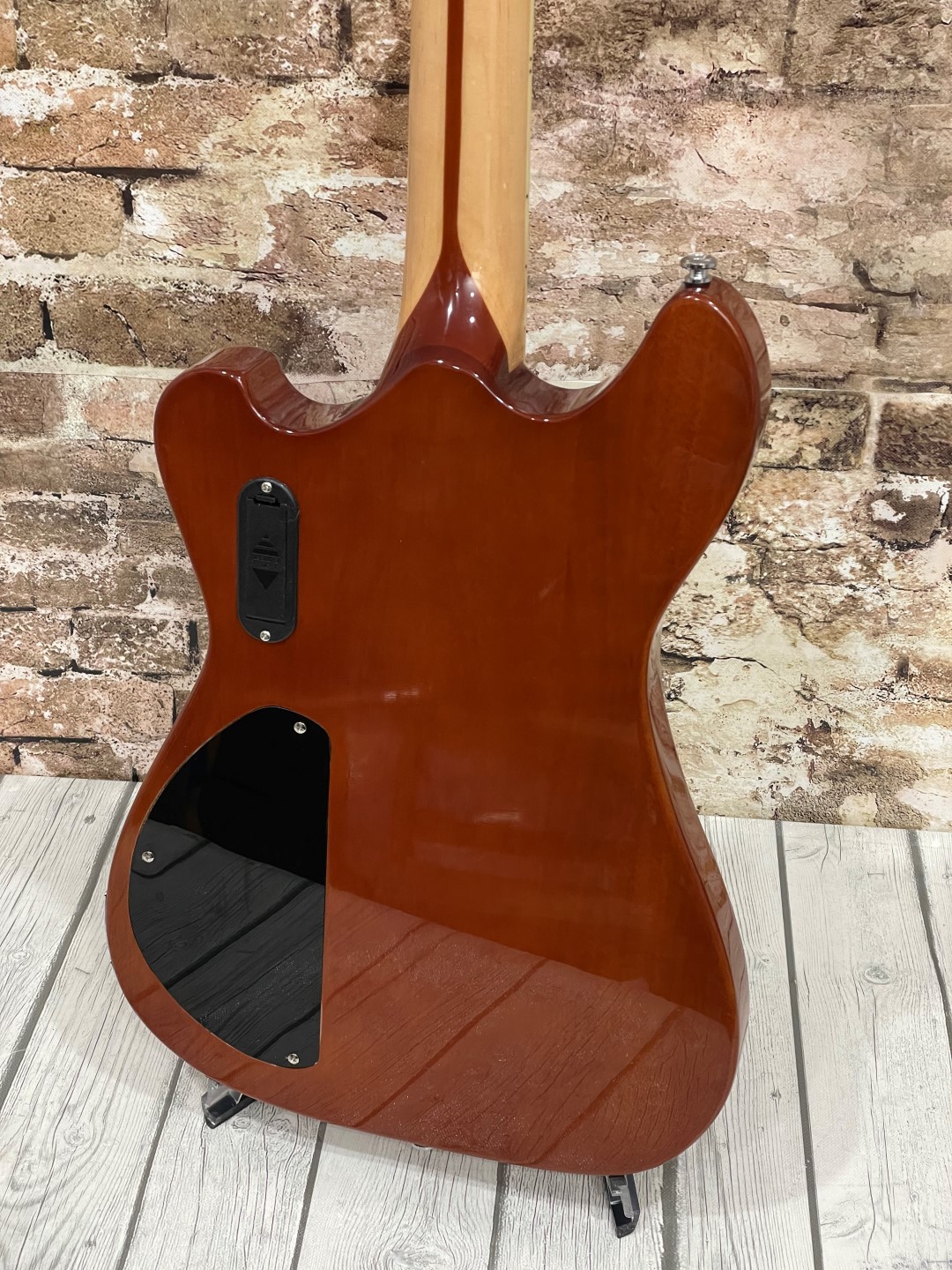 Brown Wolph Guitar. PHRED instruments - Shop